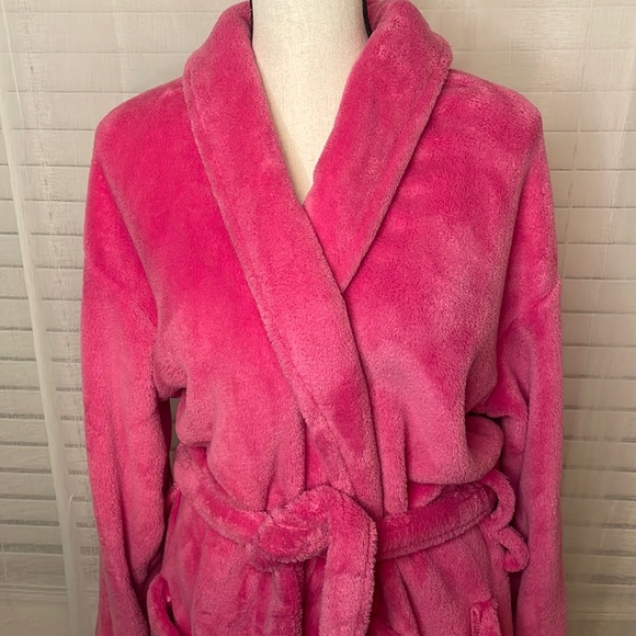 Intimates & Sleepwear | Womens Pink Bath Robe | Poshmark